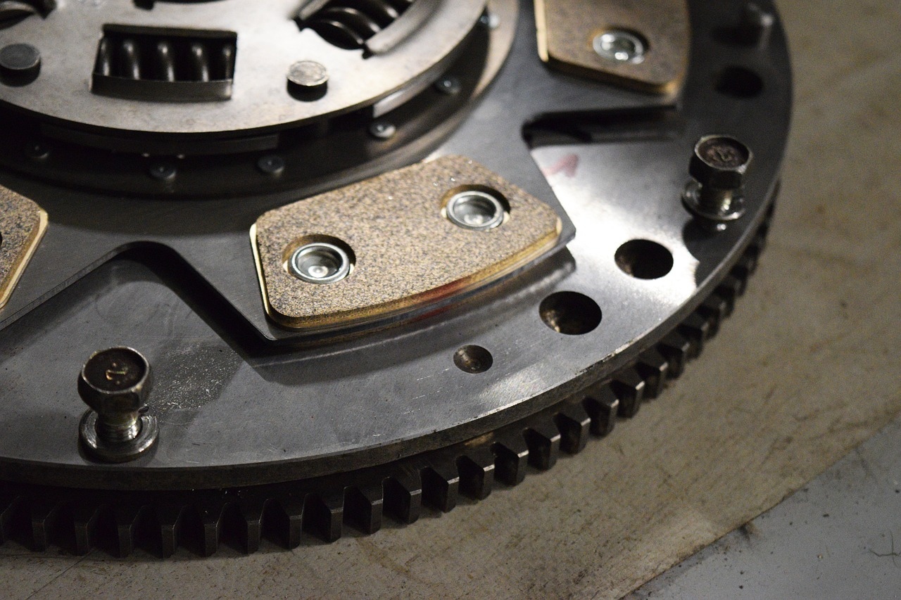 How A Hydraulic Clutch System Works | MCH Hydraulics